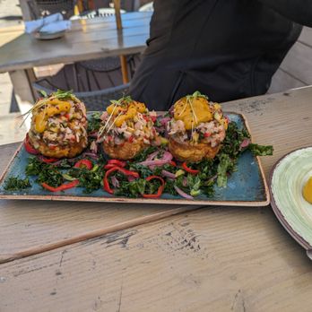 LOCO TAQUERIA & OYSTER BAR - Updated January 2025 - 1043 Photos & 813 ...