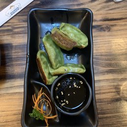 SUMO - Updated October 2025 - 123 Photos & 101 Reviews - 111 E Yakima ...