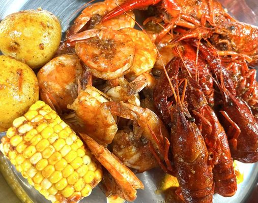 SUP CRAB - Updated September 2025 - 14 Photos - 7640 Park Blvd ...