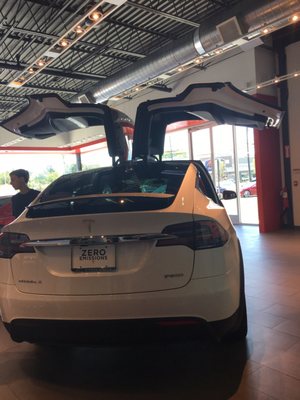 TESLA - PARAMUS near you at 530 Rt 17 N, Paramus, New Jersey - 26 ...