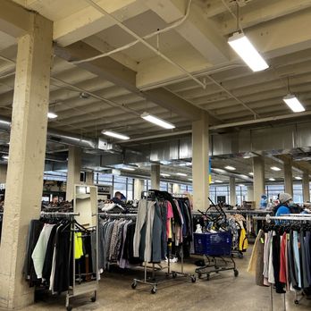 GOODWILL STORE & DONATION CENTER - Updated November 2025 - 67 Photos ...