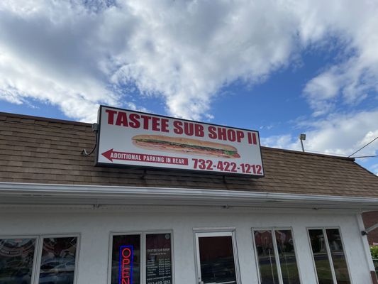 TASTEE SUB SHOP II - Updated December 2025 - 66 Photos & 181 Reviews ...