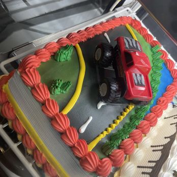 LA ESTRELLA BAKERY - Updated December 2024 - 99 Photos & 110 Reviews ...