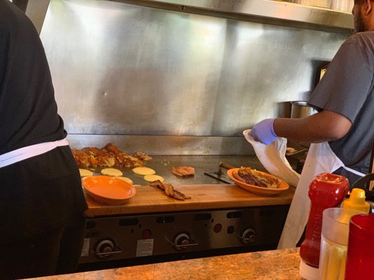 THE CLIQUE RESTAURANT - 209 Photos & 181 Reviews - 1326 E Jefferson Ave ...