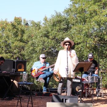 4R RANCH VINEYARDS AND WINERY - Updated July 2025 - 142 Photos & 50 ...