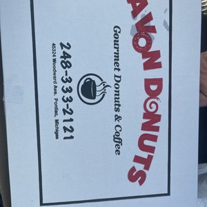 AVON DONUTS INC - 215 Photos & 247 Reviews - 45324 Woodward Ave ...