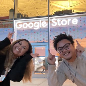 GOOGLE VISITOR EXPERIENCE CAFE - Updated August 2024 - 337 Photos & 54 ...