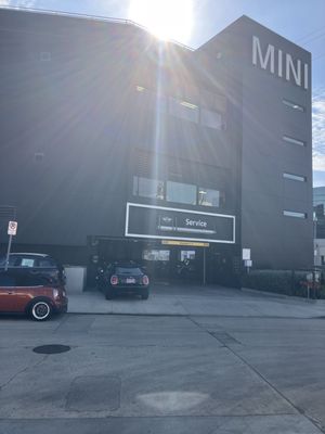 MINI OF UNIVERSAL CITY - Updated September 2025 - 174 Photos & 838 ...