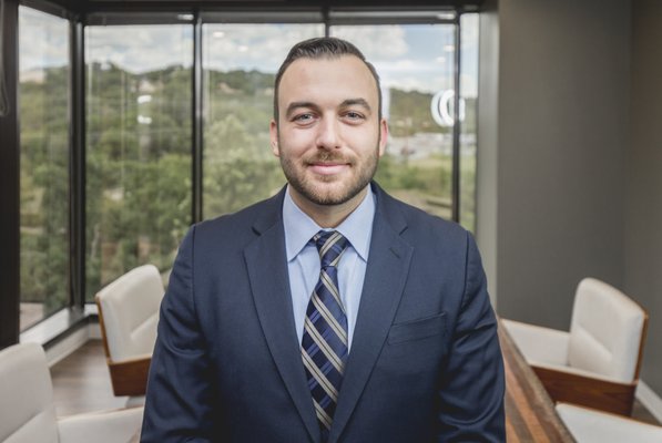 KIRKER DAVIS - Updated January 2026 - 12 Photos - 4040 Broadway St, San ...