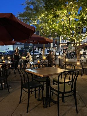 GIULIA - Updated January 2026 - 15 Photos & 12 Reviews - 350 Elgin ...