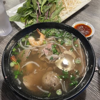 PHO 101 - 1495 Photos & 923 Reviews - 8031 Edinger Ave, Westminster ...
