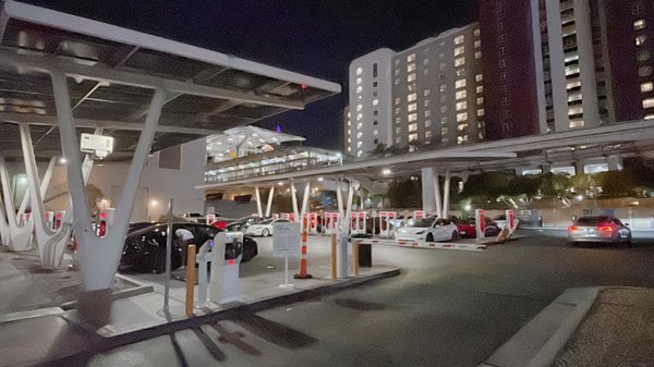 TESLA SUPERCHARGER - LINQ HIGH ROLLER - Updated June 2025 - 107 Photos ...