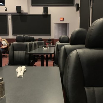 CHUNKY’S CINEMA PUB - MANCHESTER - Updated July 2025 - 80 Photos & 159 ...