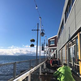 PUB 70 - Updated April 2026 - 247 Photos & 184 Reviews - 2801 Alaskan ...