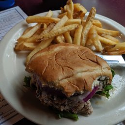 FRIENDLY TAVERN - 349 Photos & 400 Reviews - 290 S Main St, Zionsville ...