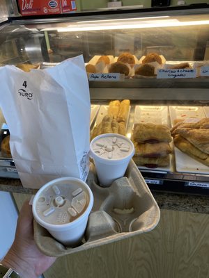 MERVIS’ CAFE - Updated June 2025 - 74 Photos & 121 Reviews - 402 S 5th ...