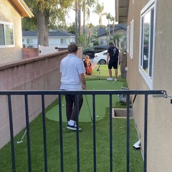 HALOTURF - Updated June 2024 - 253 Photos & 95 Reviews - 10542 Calle ...