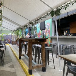 DUKUNOO JAMAICAN KITCHEN - Updated December 2025 - 1209 Photos & 779 ...