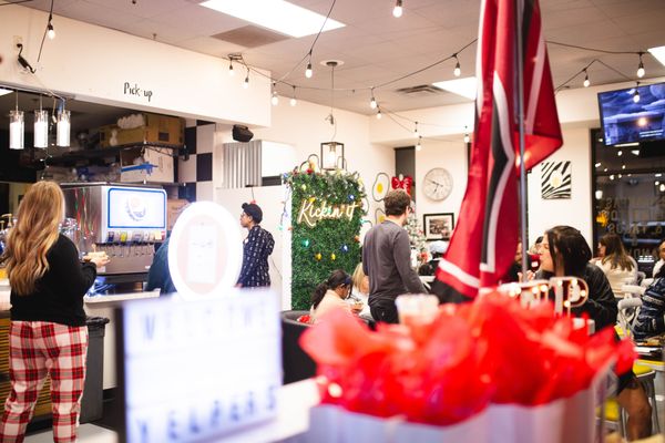 TOP PLACES TO DRINK IN PHXSE: PAJAMA PARTY AT MORNING KICK - 267 Photos ...