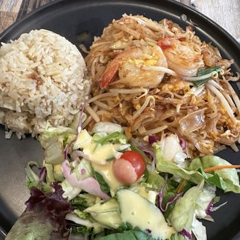 CHEF G ON 4TH THAI STREET FOOD - Updated May 2024 - 844 Photos & 367 ...