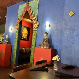 SI LOM THAI ASIAN FUSION - Updated January 2026 - 625 Photos & 692 ...