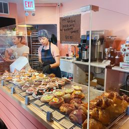 FAT PEACH BAKERY - Updated September 2025 - 107 Photos & 43 Reviews ...