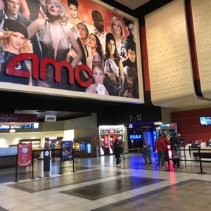 AMC OAKBROOK CENTER 12 - 137 Photos & 117 Reviews - 600 Oakbrook Center ...