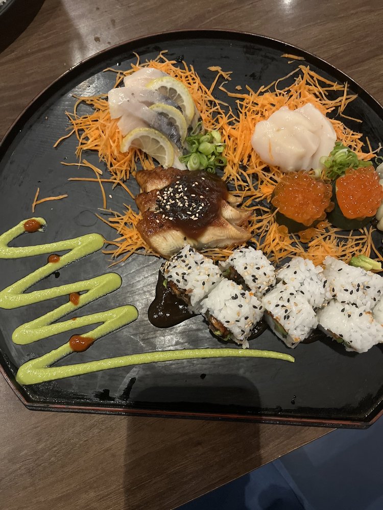 SAMURAI BLUE SUSHI & SAKE BAR - 933 Photos & 562 Reviews - 1600 E 8th ...