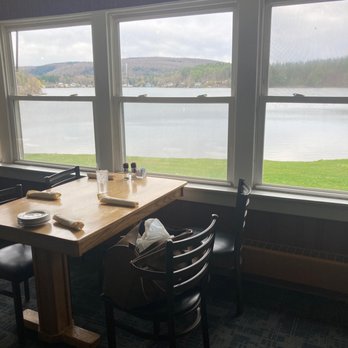 MAPLE ON THE LAKE - Updated July 2025 - 102 Photos & 88 Reviews - 141 ...