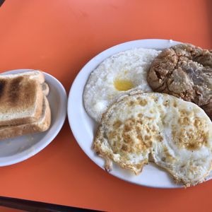 ROYAL CASTLE - 87 Photos & 75 Reviews - 2700 NW 79th St, Miami, FL ...