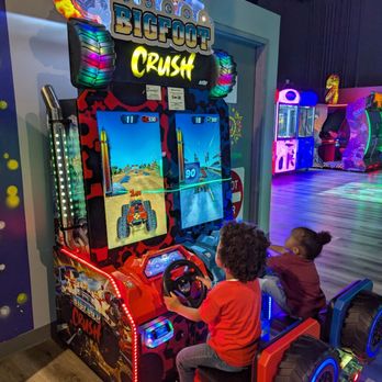 TKT PLAYTIME INFLATA PARK - Updated December 2025 - 38 Photos & 11 ...