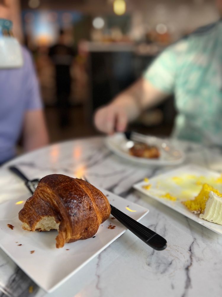 DELAH COFFEE - 825 Photos & 381 Reviews - 370 4th St, San Francisco ...