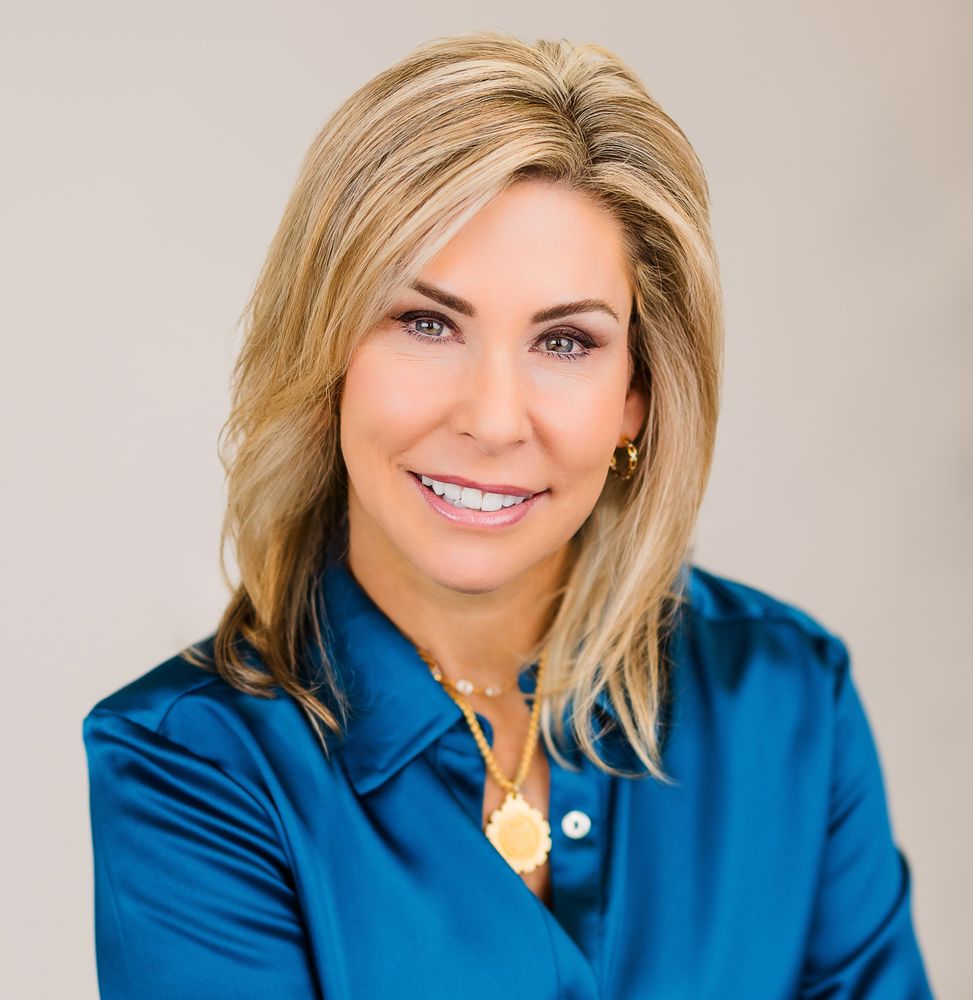 TAMMI ROWE - MOVEMENT MORTGAGE - Updated December 2025 - 16 Photos ...