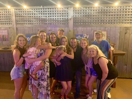 BEE-GEE’S RESTAURANT - Updated December 2025 - 32 Reviews - 1105 ...