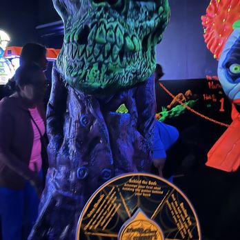 MONSTER MINI GOLF & LASER TAG - Updated October 2025 - 220 Photos & 127 ...
