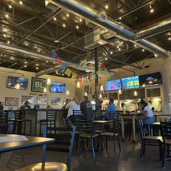 BREW LAB 101 - Updated October 2025 - 135 Photos & 70 Reviews - 3301 ...