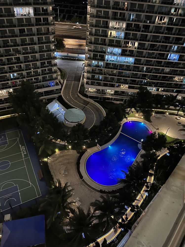 AZURE URBAN RESORT RESIDENCES - Updated October 2025 - 127 Photos & 21 ...