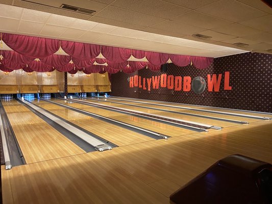 ARSENAL BOWLING LANES - 47 Photos & 155 Reviews - 212 44th St ...
