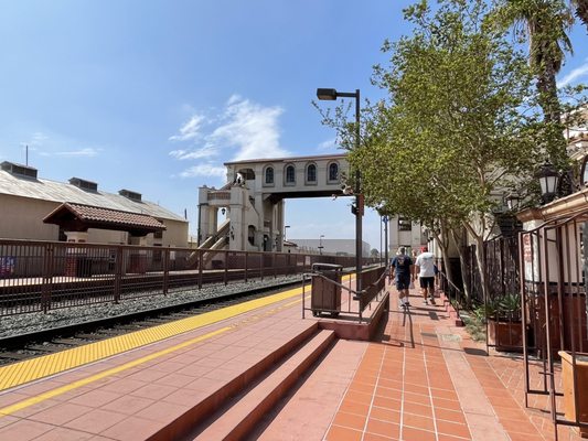 AMTRAK - Updated June 2025 - 122 Photos & 62 Reviews - 1000 E Santa Ana ...