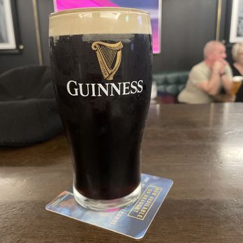 FELONS CLUB - Updated September 2025 - 10 Photos - 537 Falls Road ...