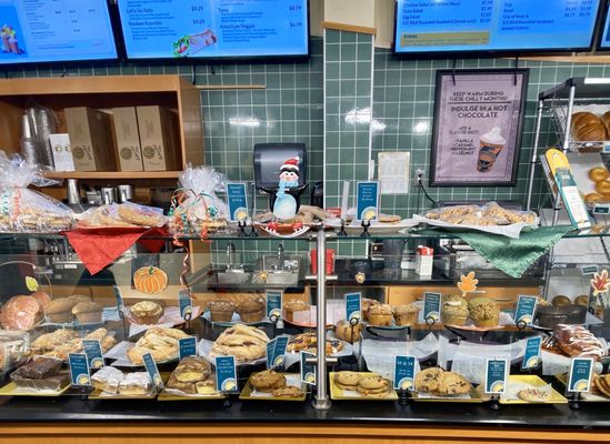 BETWEEN ROUNDS BAKERY SANDWICH CAFE’ - 52 Photos & 89 Reviews - 1540A ...