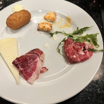 LUISA - Updated December 2024 - 150 Photos & 79 Reviews - Calle Luisa ...