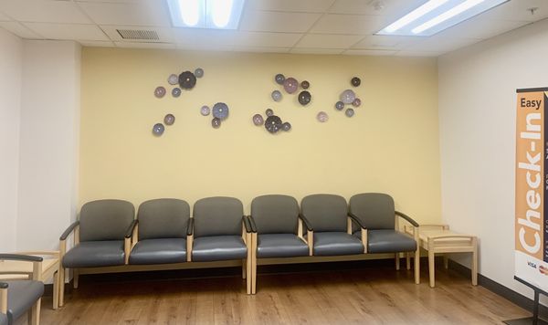 KAISER PERMANENTE WOODLAND HILLS MEDICAL CENTER - Updated 2024 - 227 ...