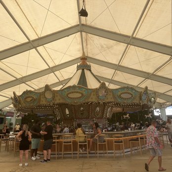 CAROUSEL CLUB - Updated July 2024 - 348 Photos & 120 Reviews - 901 S ...