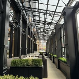 THE DINING ROOM AT RH GUESTHOUSE NEW YORK - Updated October 2025 - 225 ...