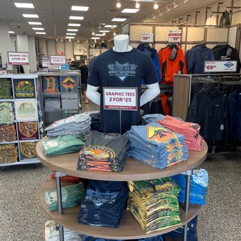 COLUMBIA FACTORY STORE - Updated October 2025 - 30 Photos - 134 Outlet ...