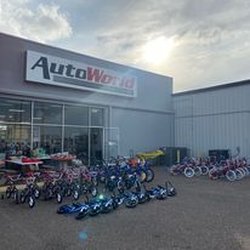 Auto World Eagle Pass