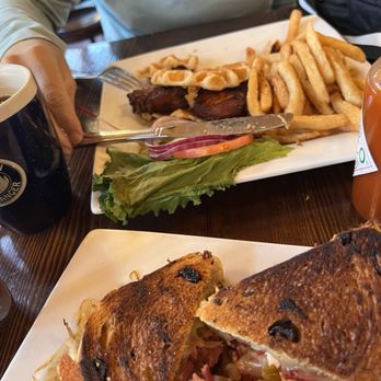 RUSTIC INN CAFE - Updated August 2025 - 247 Photos & 387 Reviews - 2773 ...