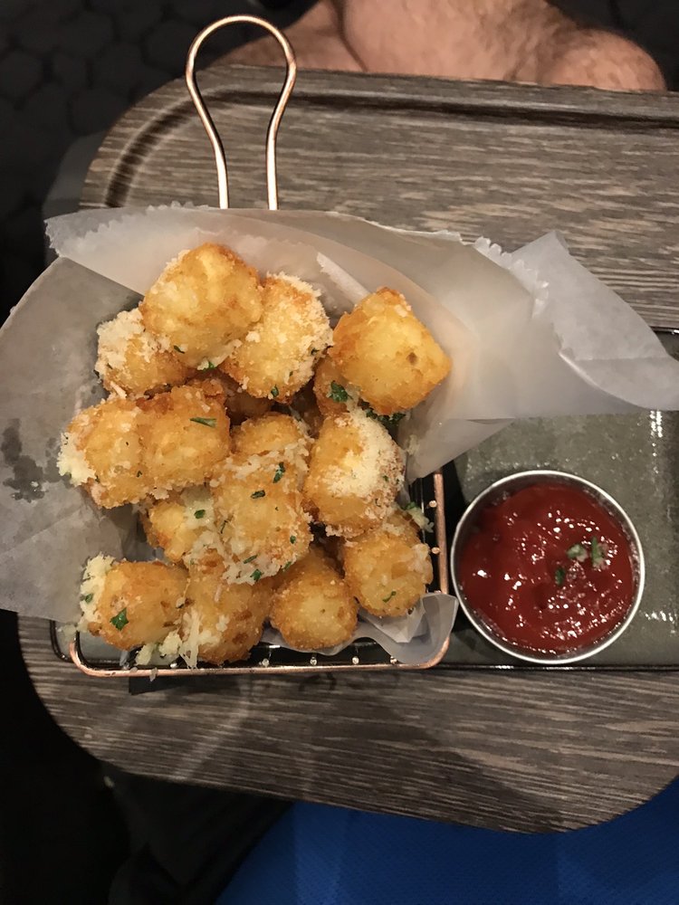 CMX CINÉBISTRO HALCYON - Updated March 2025 - 130 Photos & 165 Reviews ...