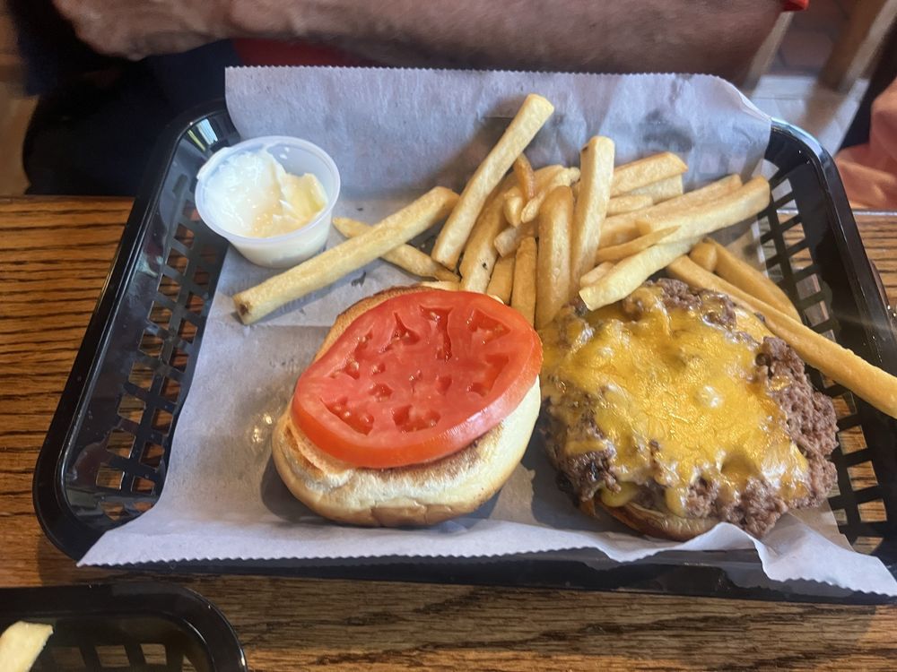 9 EAST TAPHOUSE - Updated July 2025 - 10 Reviews - 9 W Loockerman St ...